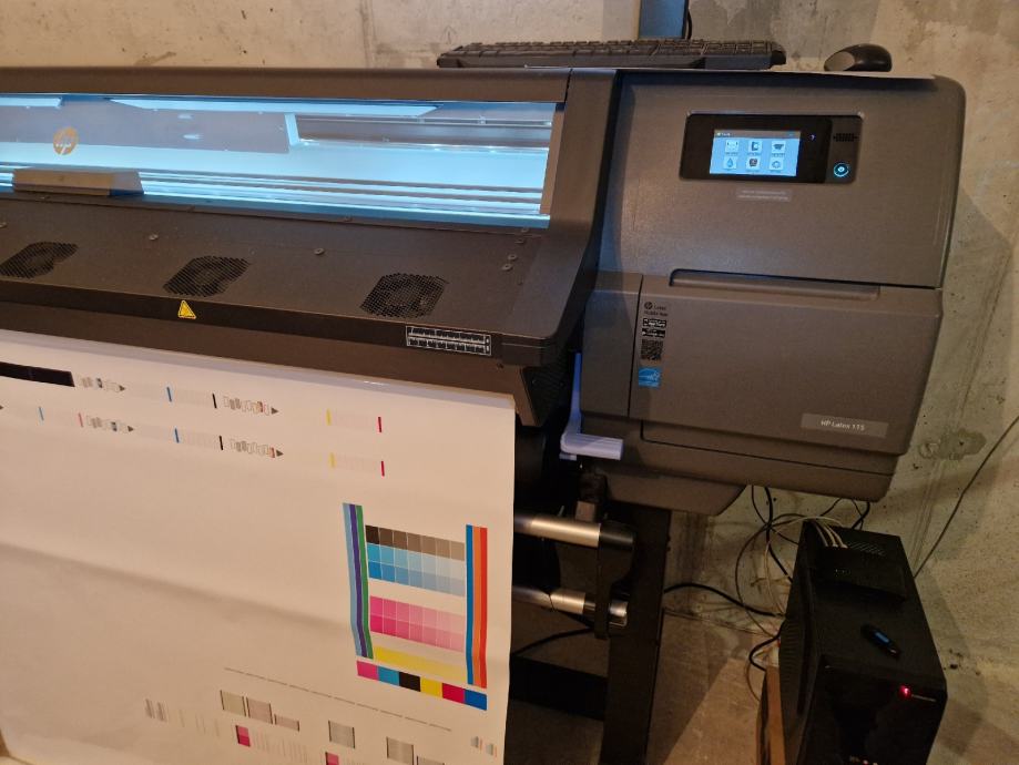 HP Latex 115 printer