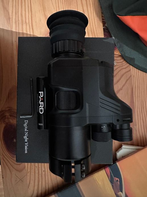 Noćna optika Pard NV007