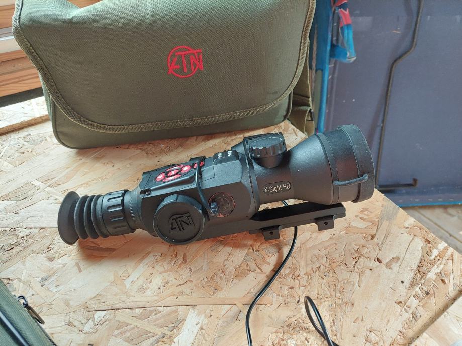 Optika dan/noć ATN XSIGHT 5X20