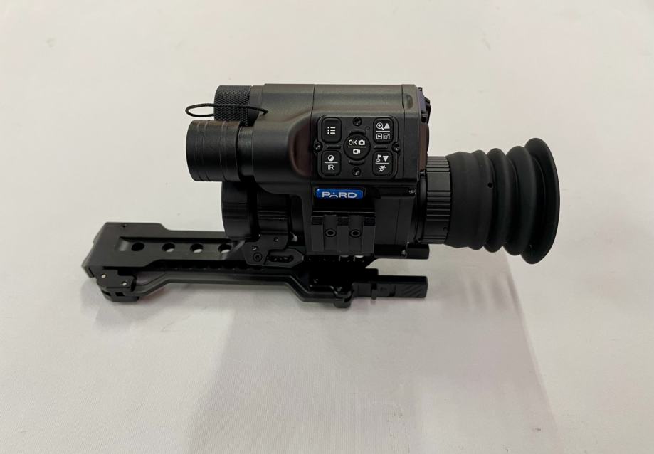 Pard FD1 Dan/Noć Clip-on,Osmatrač,Optika, Novo u Trgovini