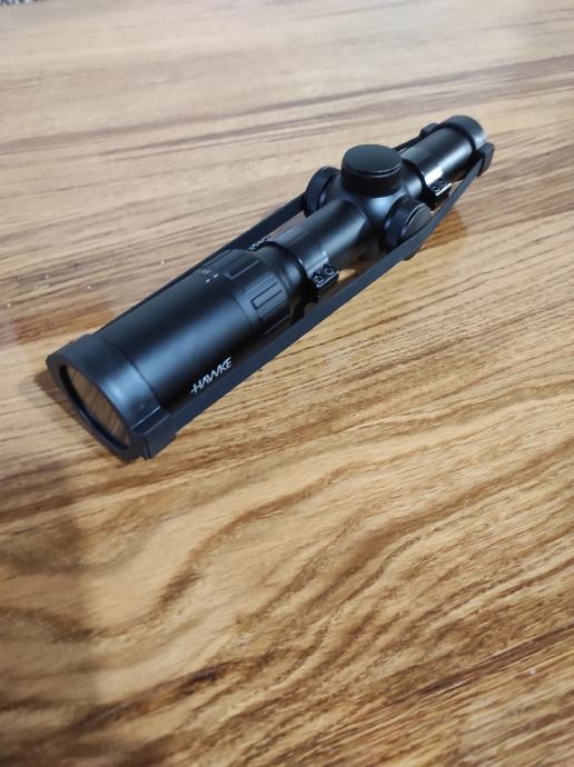 ŠIROKOKUTNA OPTIKA HAWKE 1-4x24