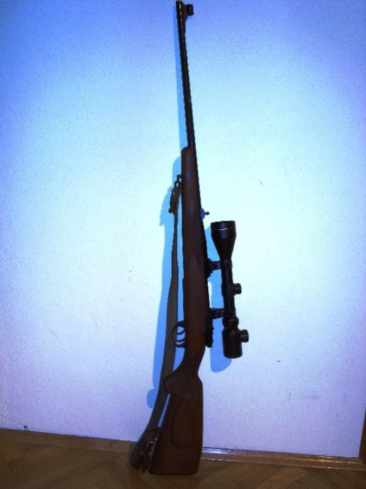 Crvena zastava 243 Winchester