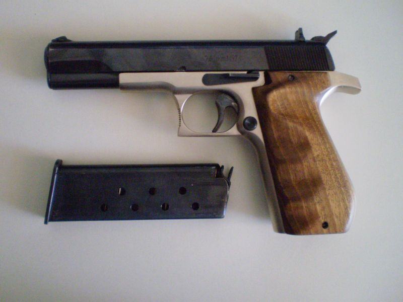 Pištolj CZ M57, 7.62mm