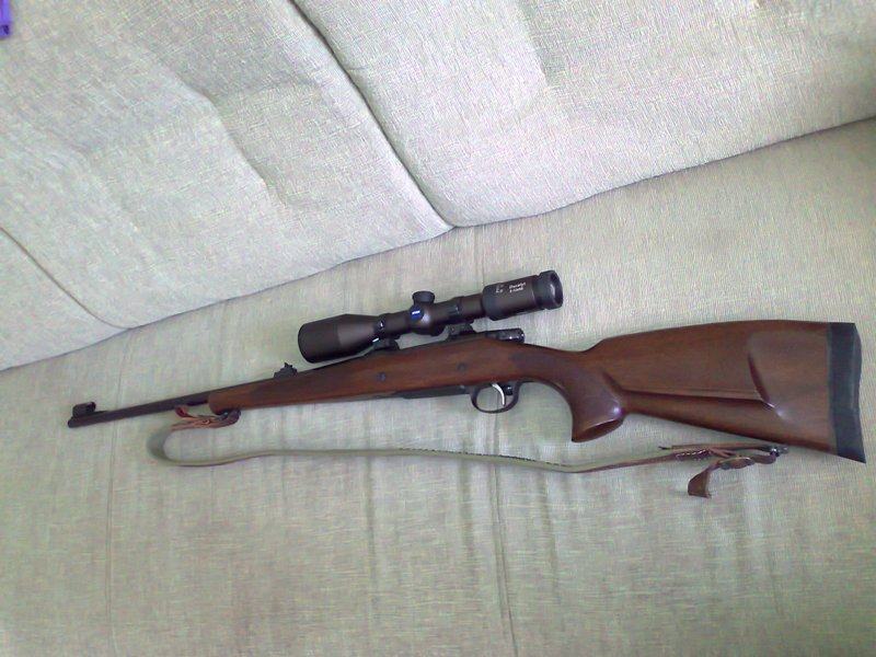 PRODAJEM KARABIN ČZ 300 WIN. MAG.