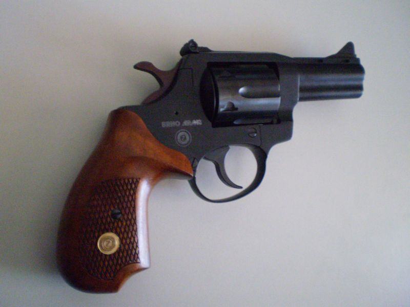 Revolver ČZ 38. special