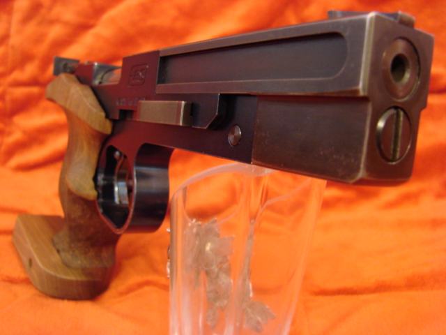 SPORTSKI PIŠTOLJ FAS mod.SP 607 .22 LR za disc. STANDARD