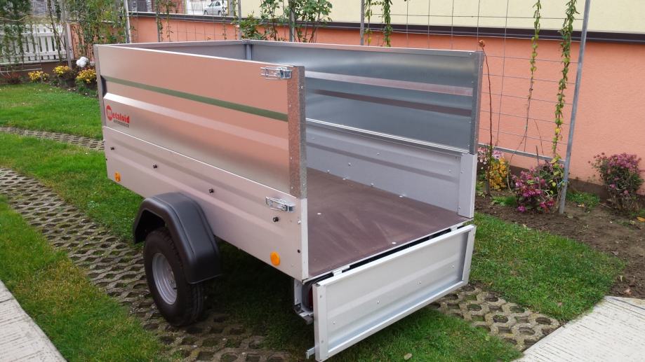 Auto prikolica do 750 kg