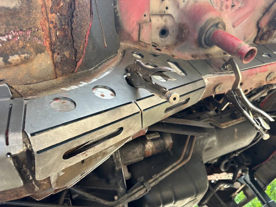 Jeep Cherokee Xj - Frame stiffeners ( pojacanja sasije) *Novo*