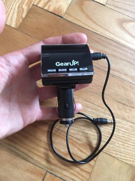 Transmitter za MP3 za auto