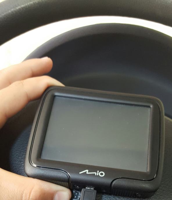 Navigacija za auto Mio