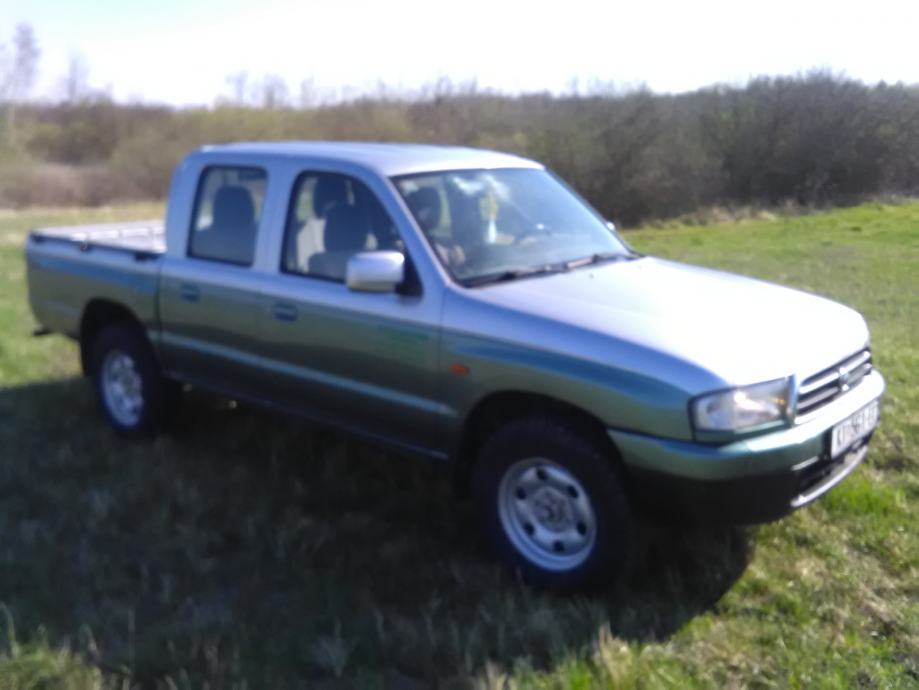 Mazda B2500, 2001 god.