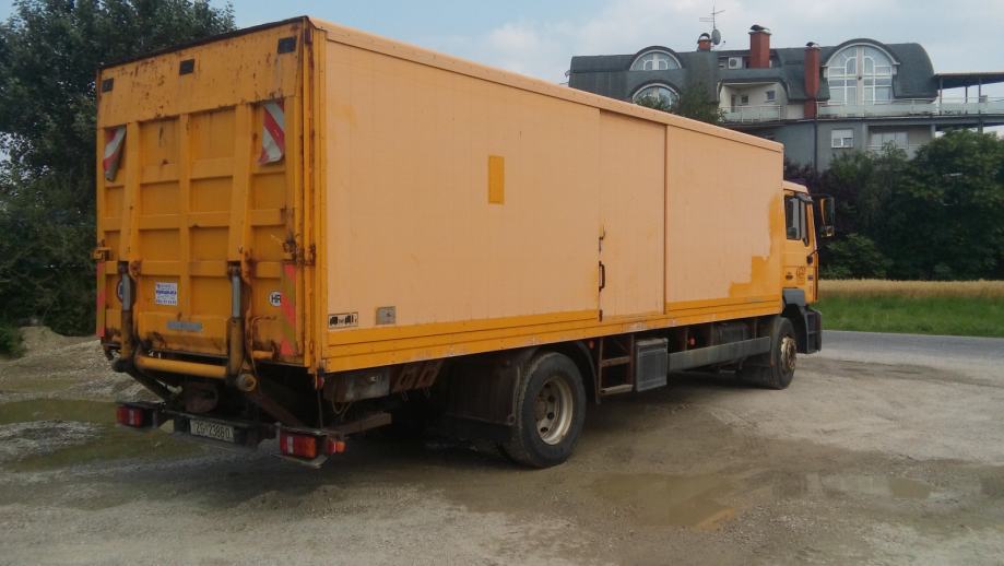 Steyr Man 18360, 2001 god.