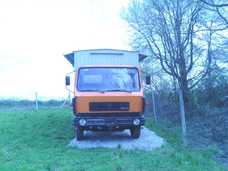 TAM 130 T11, 1987 god.