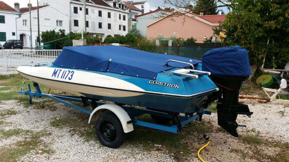 GlASTRON GT 150 (JAMES BOND)