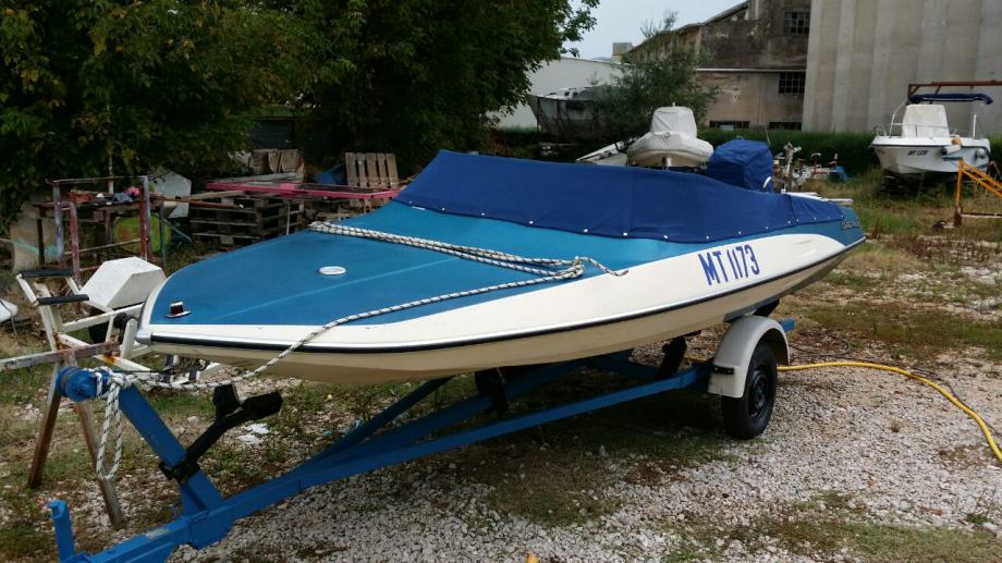 GlASTRON GT 150 (JAMES BOND)