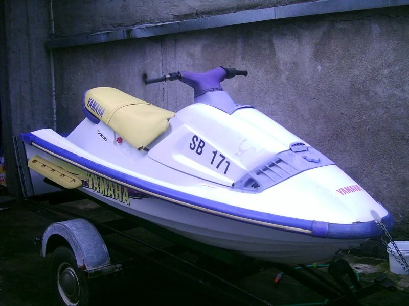 Jet ski Yamaha Wave Raider 700
