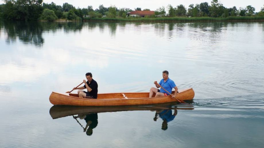 Drveni kanu dužine 5m, vrhunski izrađen