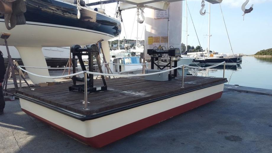 RADNA PLATFORMA RP 520 JK NAUTIKA