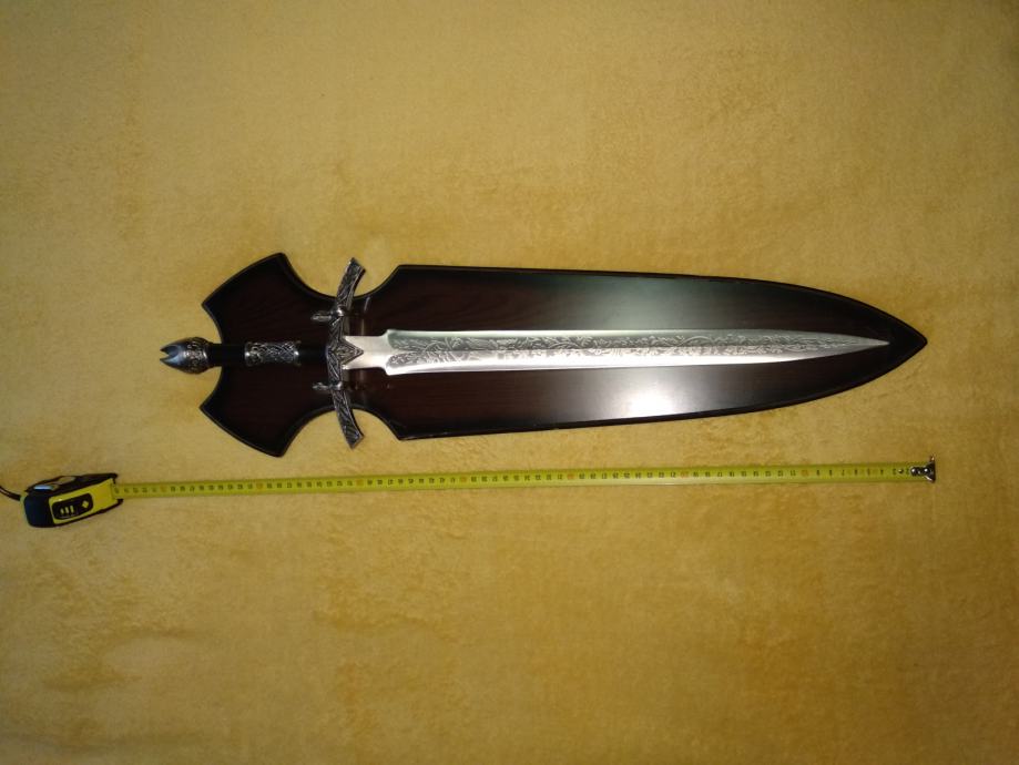 Ukrasni mač