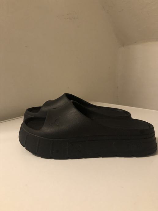 PUMA mayze stack injex slides black