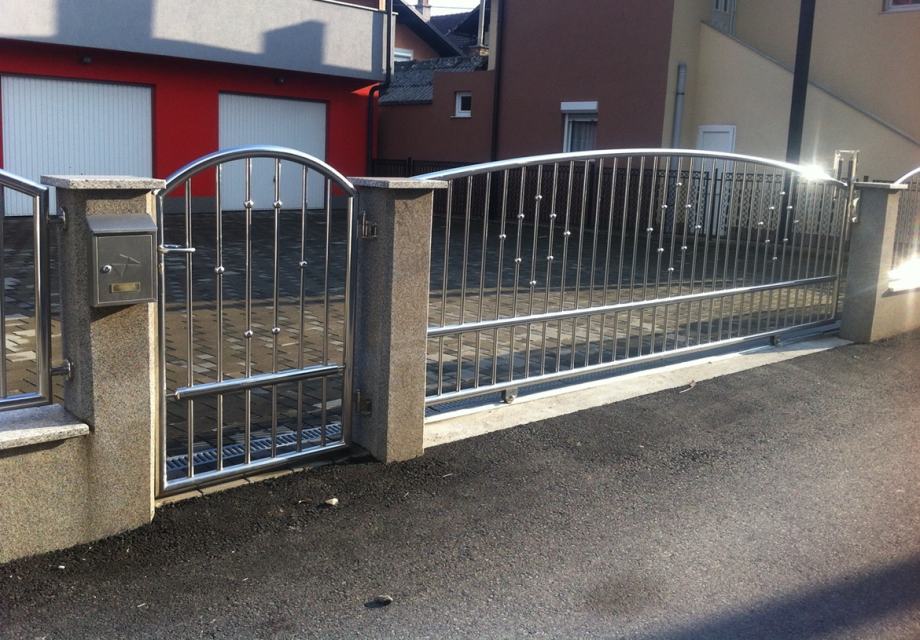 **INOX OGRADE TOPOL!!!! ••DUŽNI METAR 200