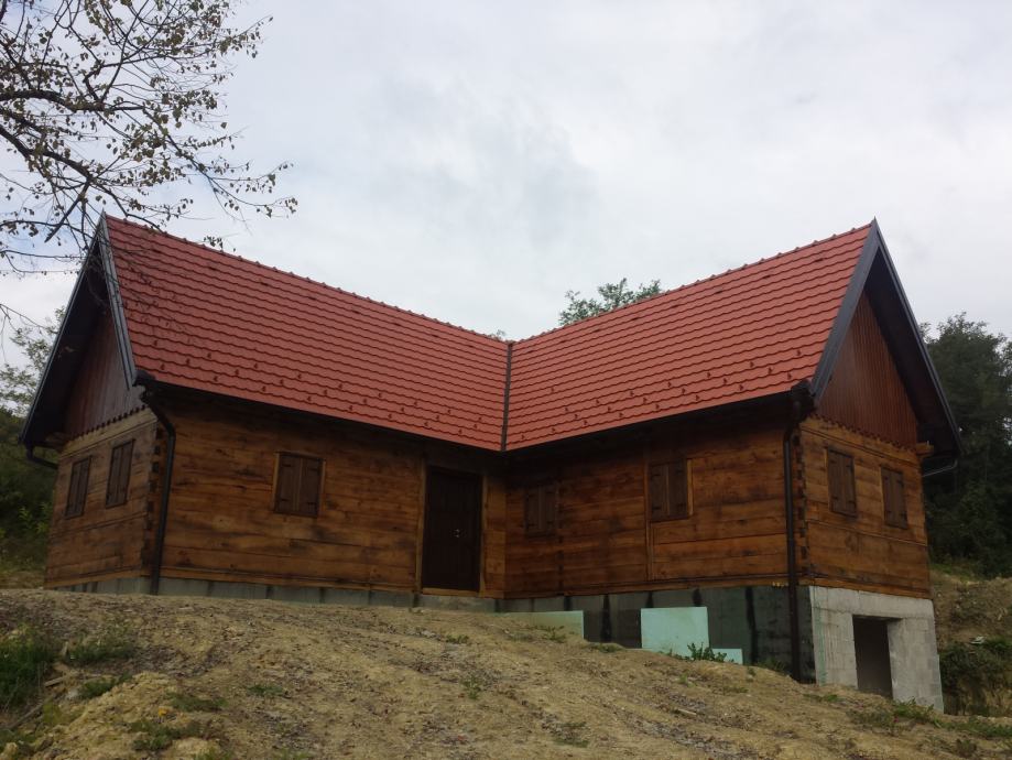 Stari hrast,masiv,drvene kuće,terase,podovi,obloge,piljenje hrastovine