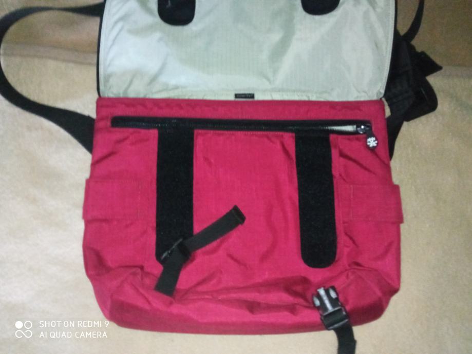 Crumpler Golden Dig L