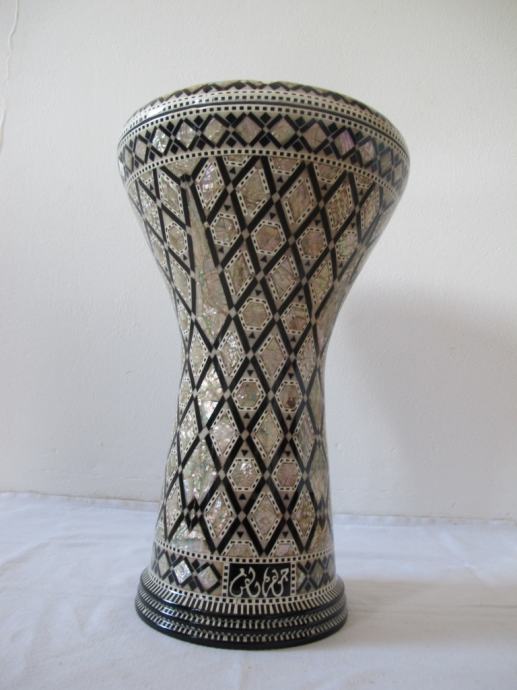 Tarabuka, darabuca, tabla