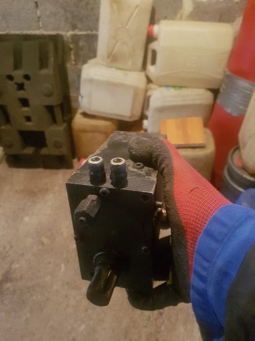 Adr letve, Spaneri, Teleskopi Nosac, Ringfeder kuka, ventili razni