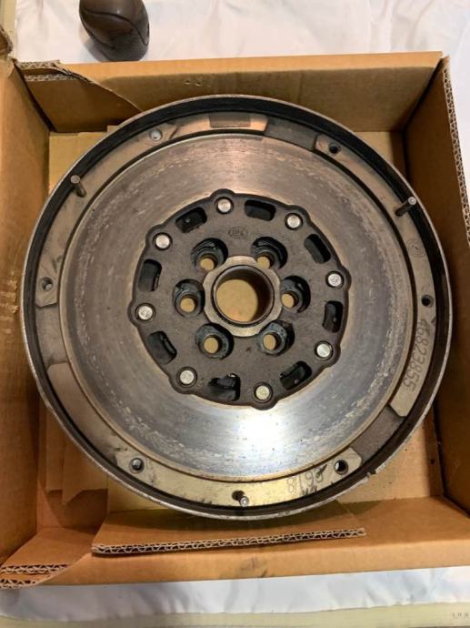 Zamašnjak za Alfu 166, 2.4jtd, 175 KS