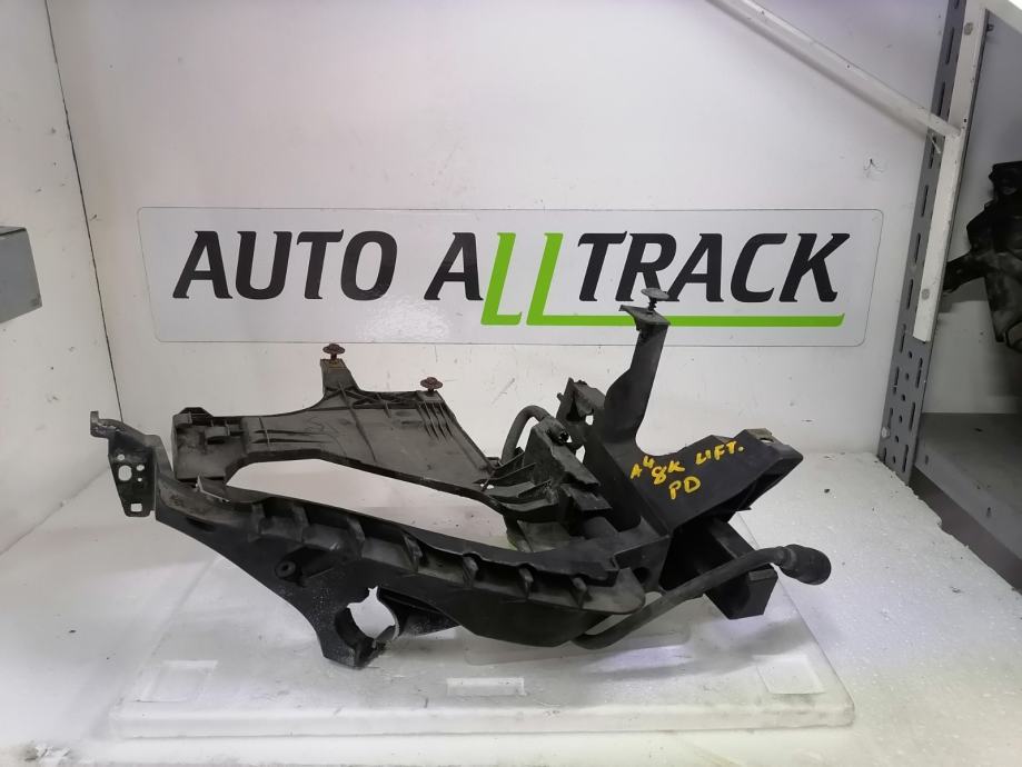 Audi a4 8k facelift nosač fara desna vodilica branika 8K0805608B