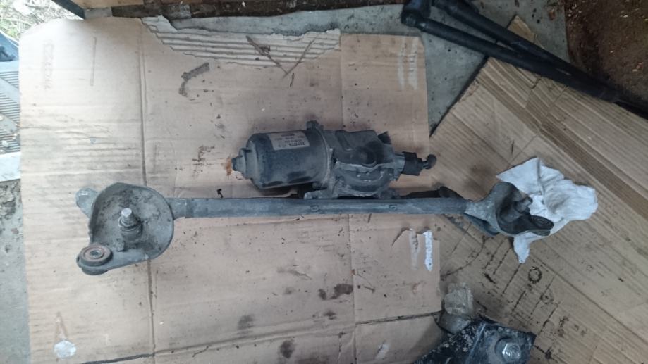 Brisači toyota corolla verso