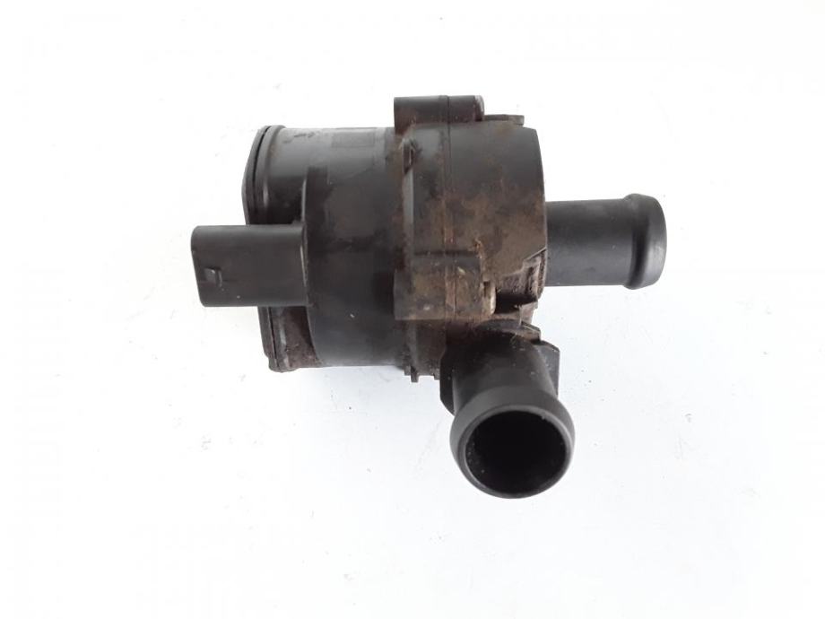 CIRKULACIONA PUMPA 5C0965561 0392023205 Volkswagen T5 2009-