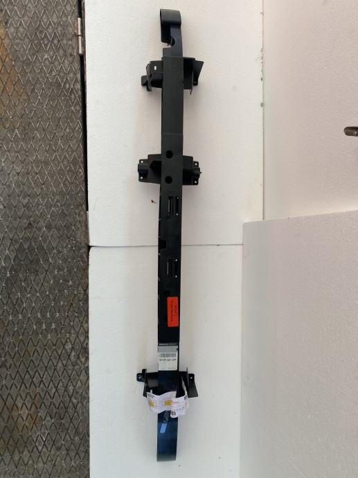 Dacia Duster plastični nosač branika 620933385R