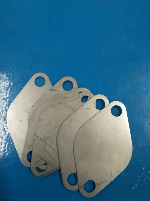 Egr ventil Golf 4,5 Bora škoda pločica Inox