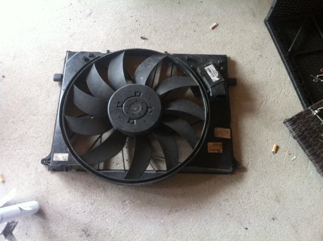 MERCEDES GL-KLASSE X164 A1645000393 A2205000293 VENTILATOR