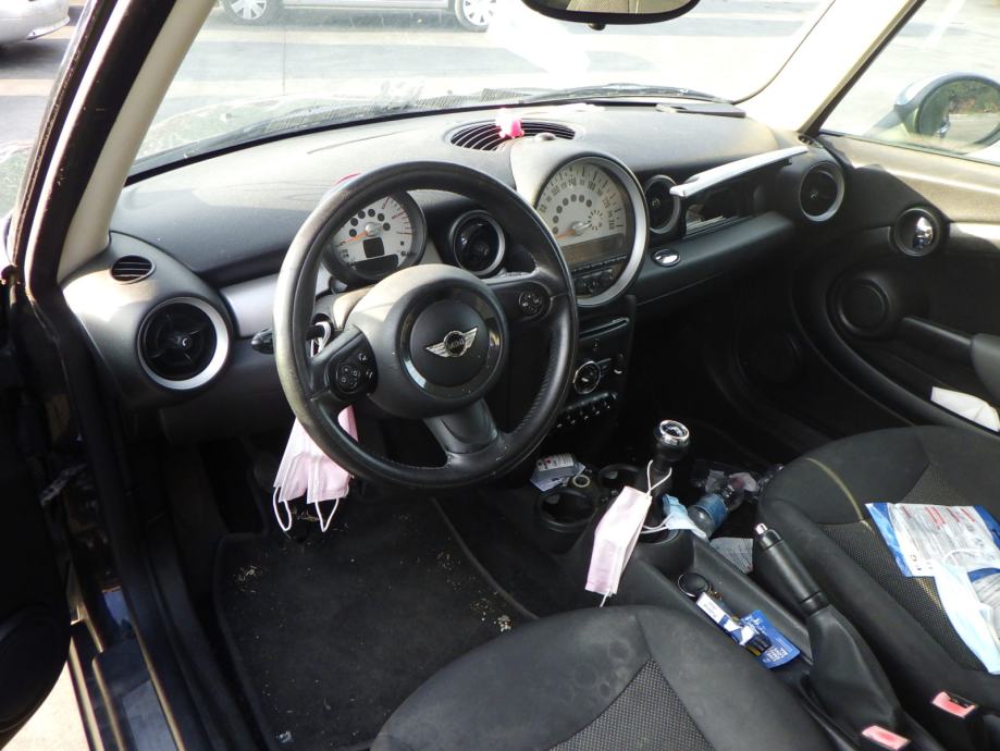 Mini One R56 1.6D po delih
