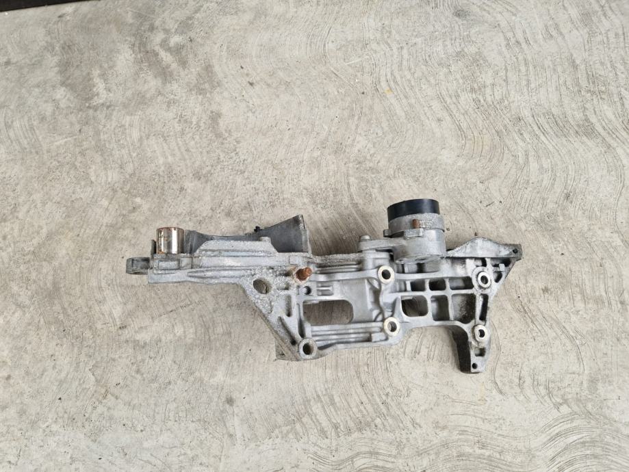 Nosac kompresora klime i alternatora Golf 7, Passat B8 04L903143B