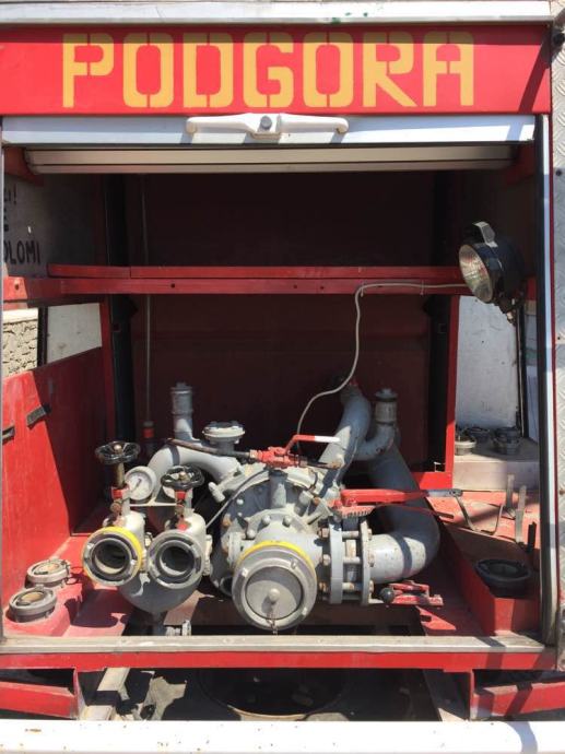 Vatrogasno vozilo / Zastava 650AN