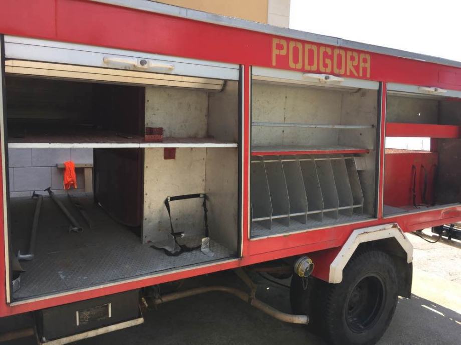 Vatrogasno vozilo / Zastava 650AN