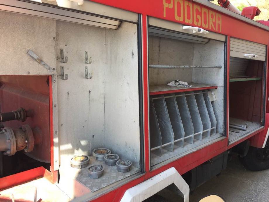 Vatrogasno vozilo / Zastava 650AN