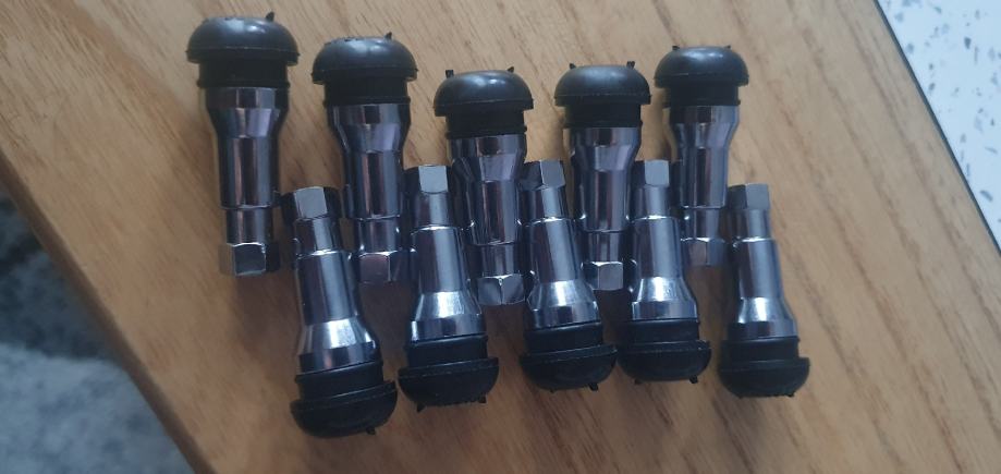 Kromirani ventili za auto gume