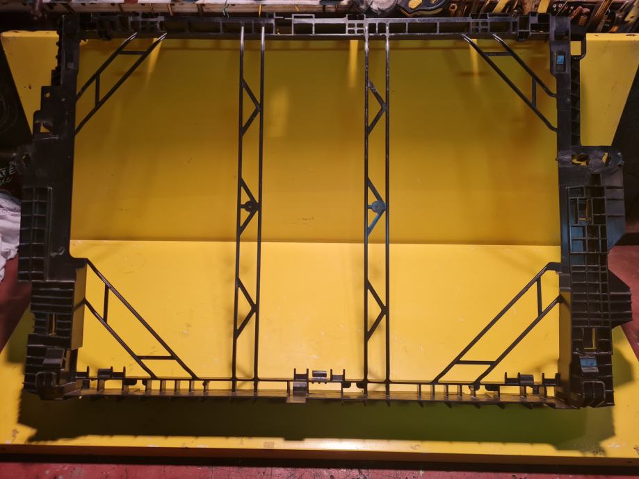 VOLVO XC60 NOSAČ / OKVIR HLADNJAKA KLIME, 31657366