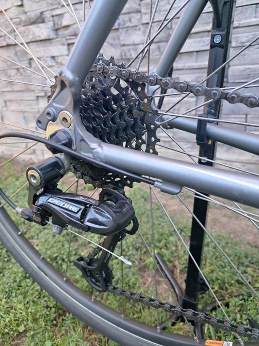 Trek 7.2 fx hybrid bicikl