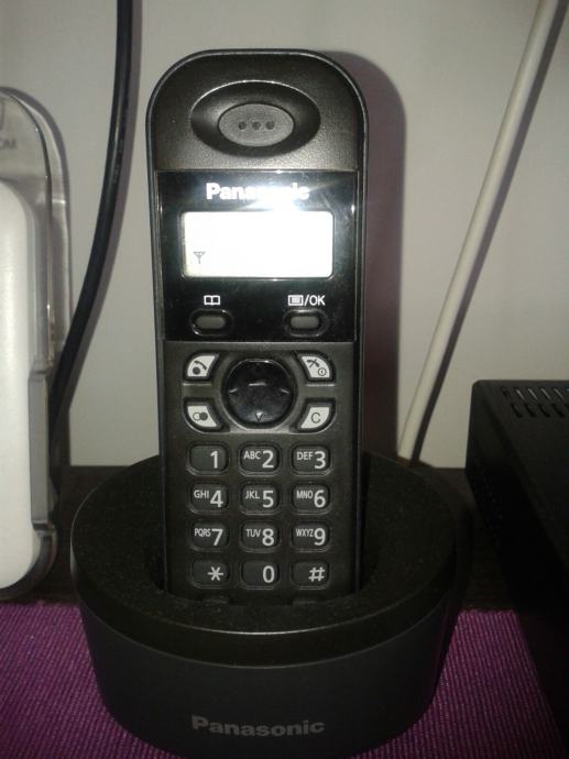 FIKSNI DIGITALNI BEŽIČNI TELEFON PANASONIC KX-TG1311FX