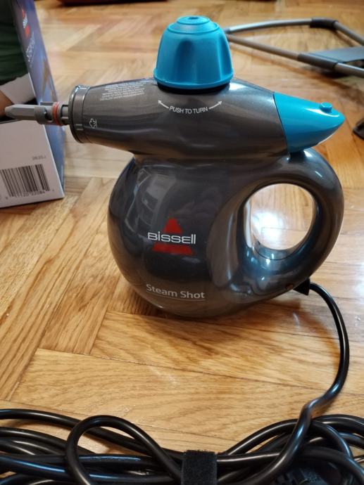 Nekorišteni ručni parni čistač