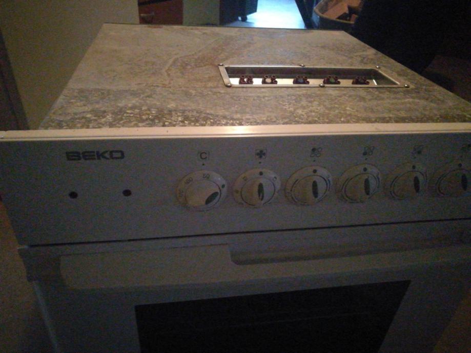 Pecnica beko ***akcija ***PRILIKA***