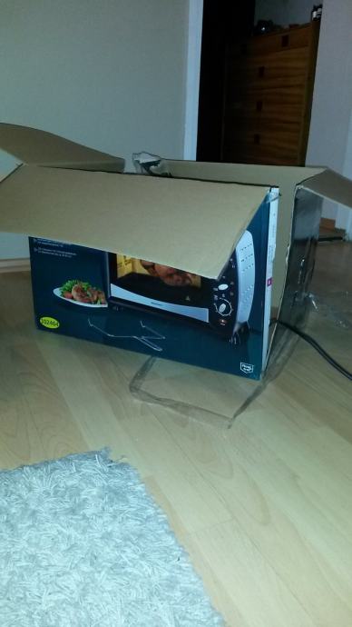 SILVERCREST® grilling and baking machine ,pecnica malo koristena