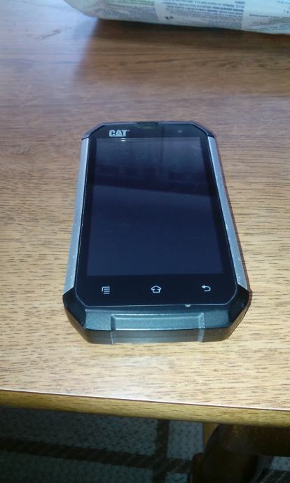 CAT B15 mobitel