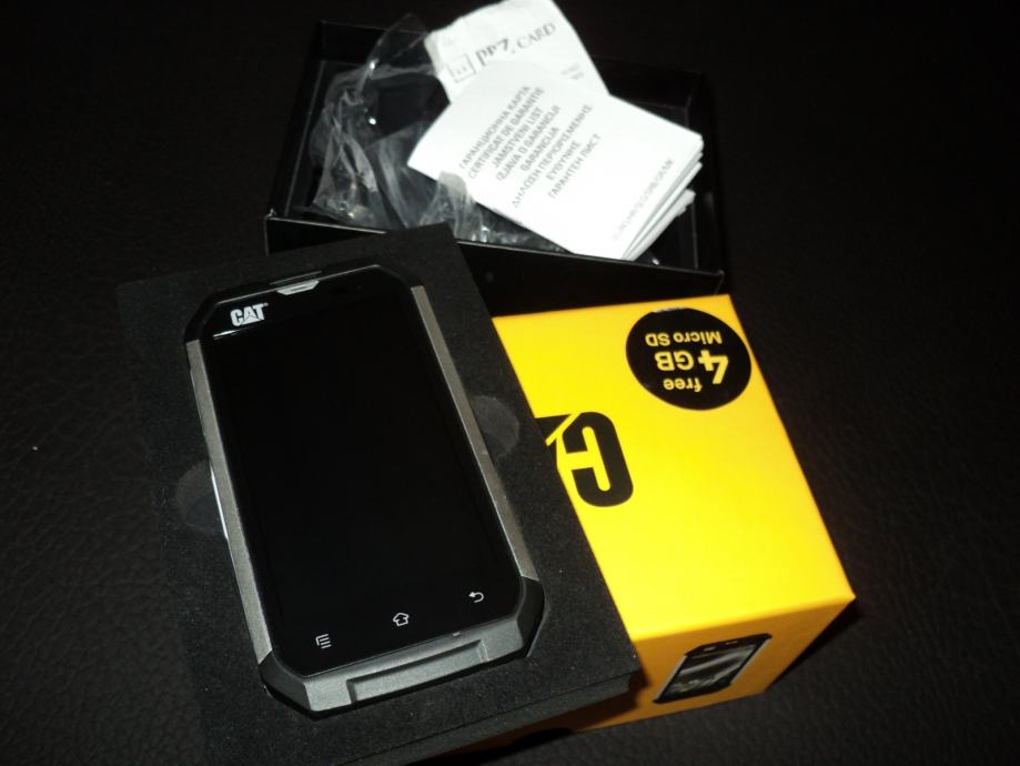 CATERPILLAR CAT B15 dual SIM NOVO!!! HITNO!!!